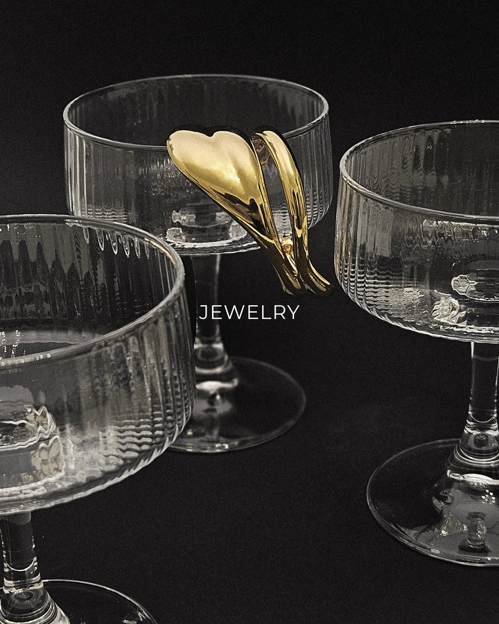 Maestoso • Brand de genti si bijuterii inspirat din arta contemporana