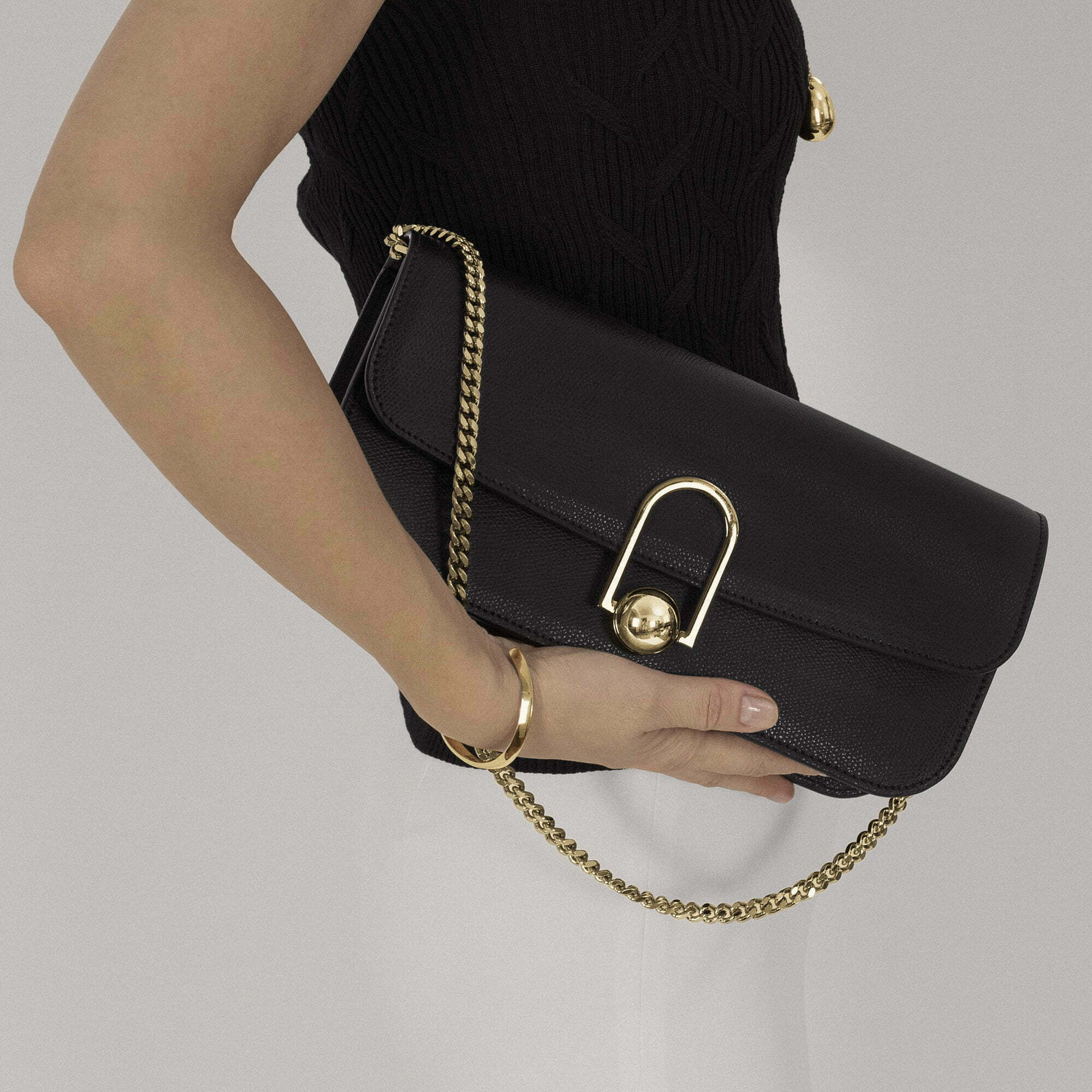 EON BAGUETTE CHAIN • Black & Gold