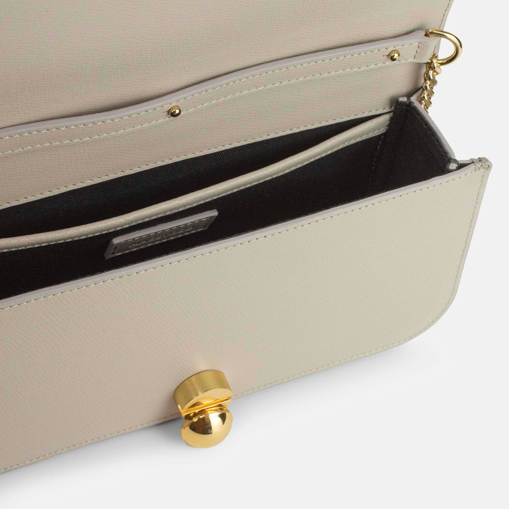 EON BAGUETTE CHAIN • Tapioca